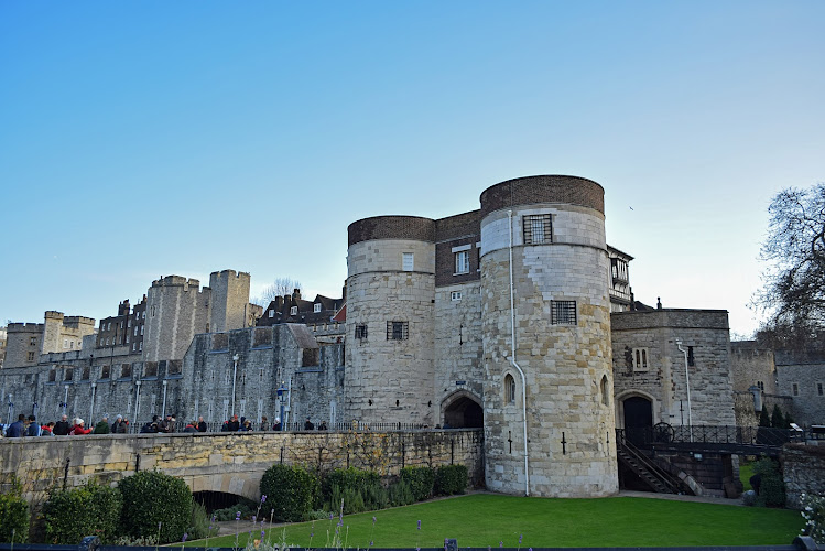 Lanthorn Tower In London Pages